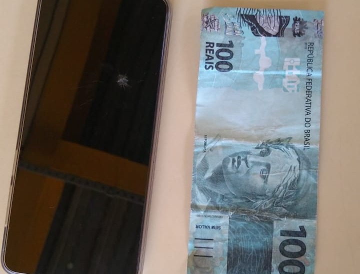 Nota de R$ 100 falsa usada para pagar abastecimento em posto de Valença ...