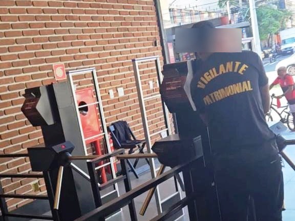 Vr Polícia Federal Fecha Empresa Que Prestava Serviços De Segurança